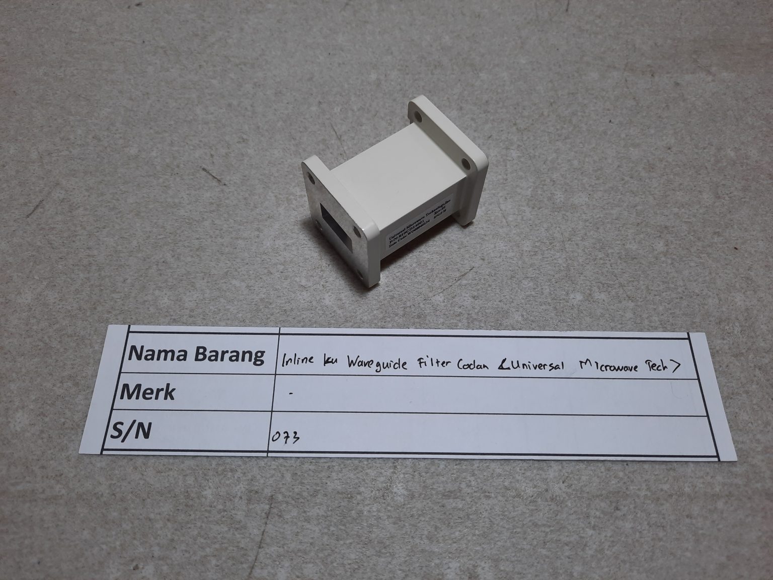 Inline Ku-Band Waveguide Filter Universal Microwave Tech. – Codan – [KAS]